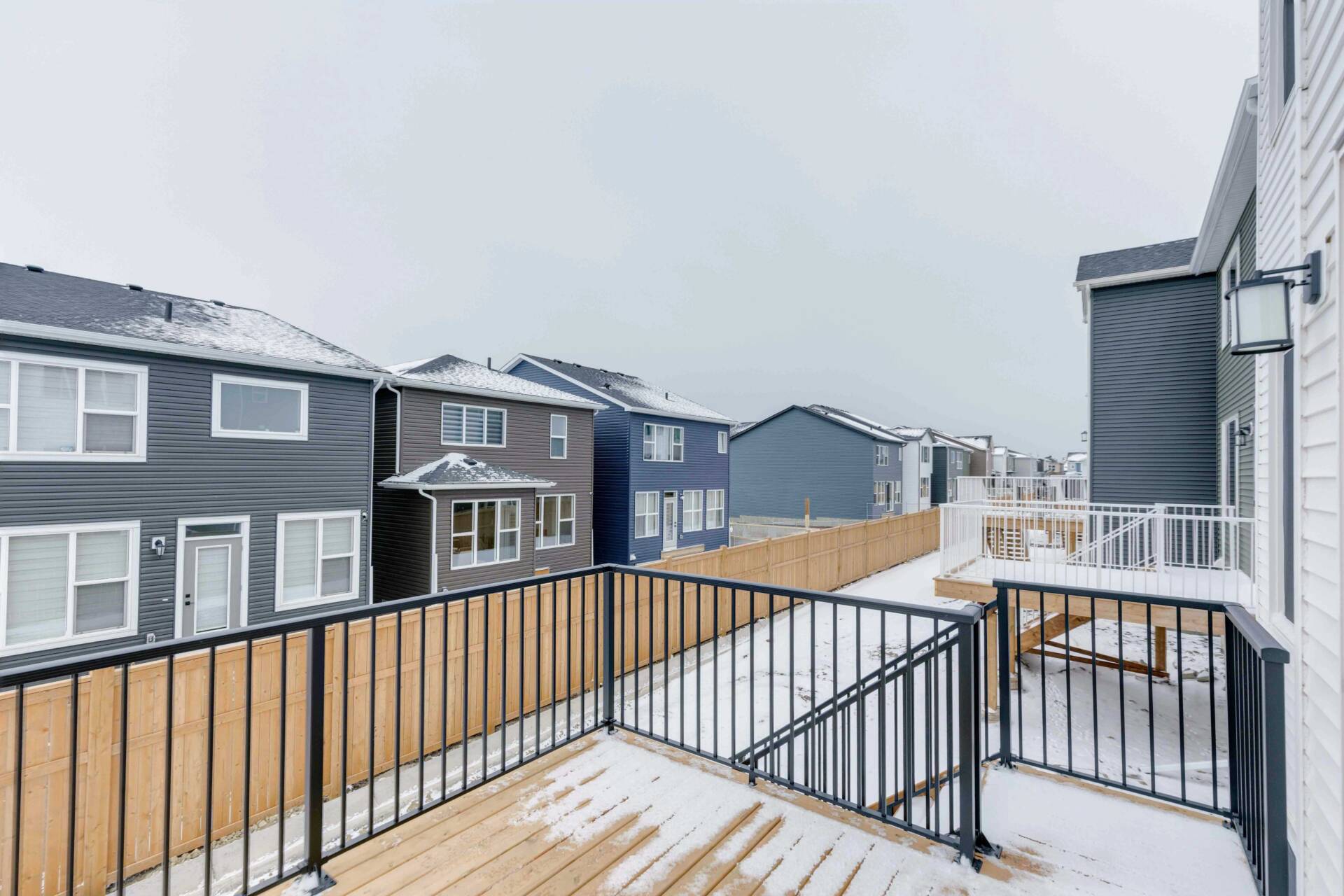 116 AMBLEFIELD GROVE NW – Sterling Homes